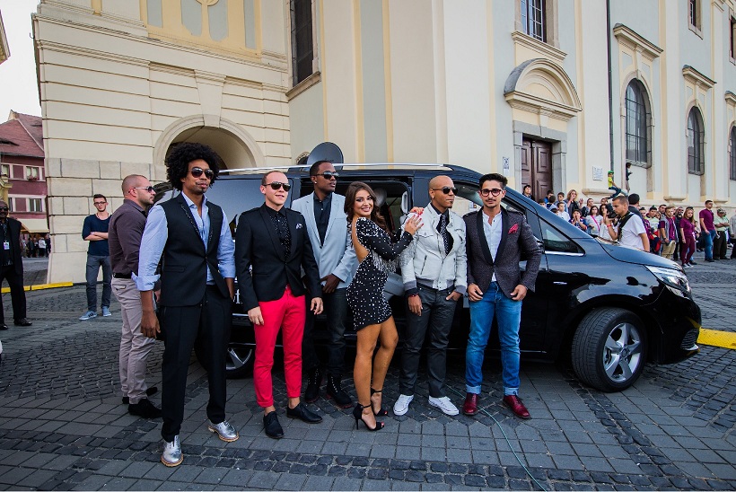 Mercedes-Benz Clasa V - trupa Mandinga - Autostiri.ro